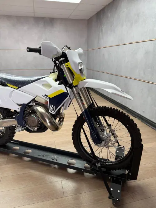 Husqvarna TE 150 for sale with pictures and more for the 2025 Husqvarna ...